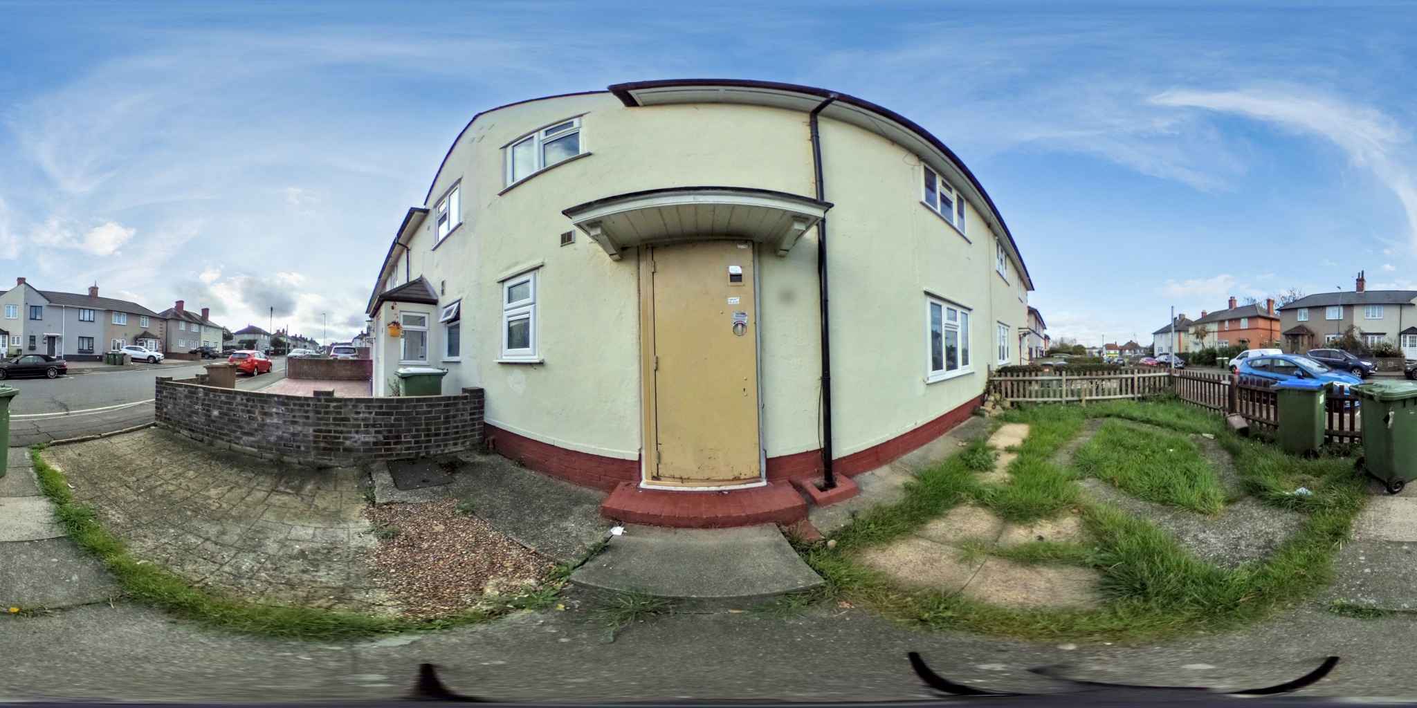 360 Tour of 16 Heath Road