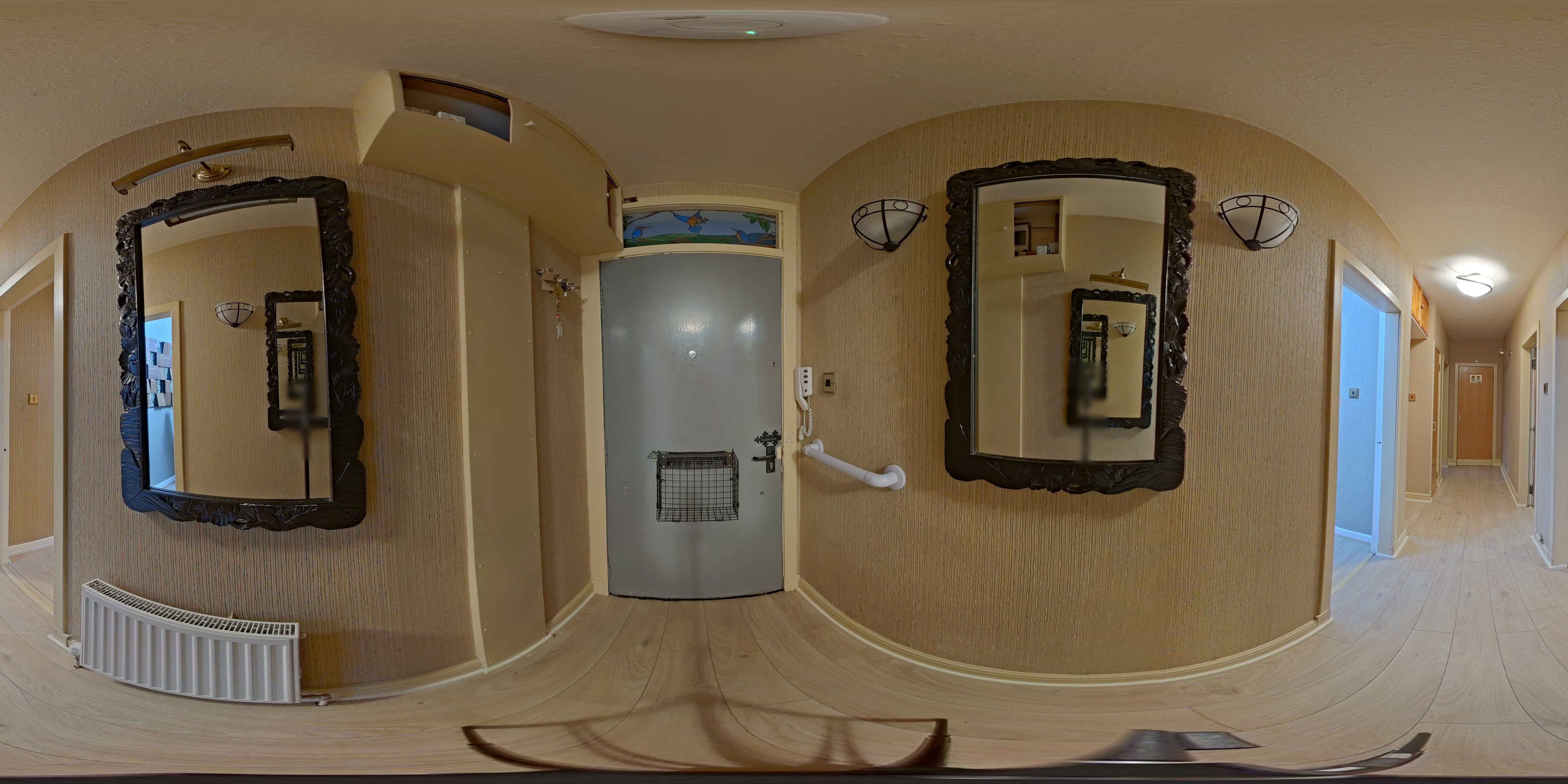360 Tour of 2B Fleming Gardens North
